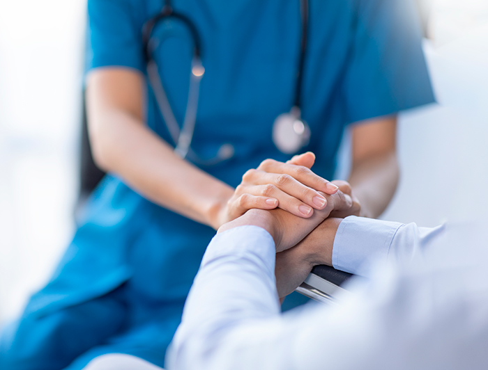 Cerrando brechas para garantizar el acceso a cuidados paliativos en Chile