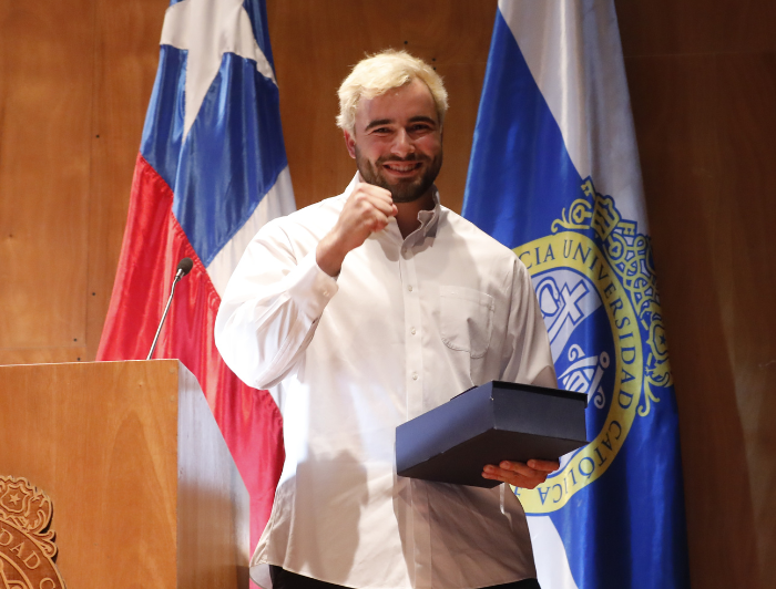 Lucas Nervi es premiado como el mejor deportista UC del año