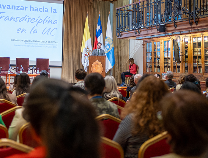 Lanzan inédito documento que busca impulsar la transdisciplina en la UC