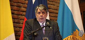 Presentan estudio de producción científica de la UC 2003-2012