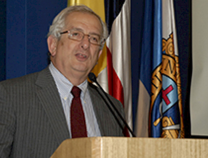 La Asociación Americana de Nutrición Clínica distingue a Nicolás ...